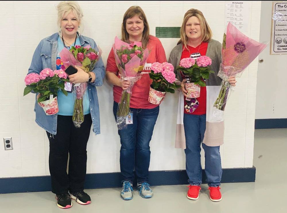 Grand Bell Ringer at Monaco Elementaty | Monaco Elementary School